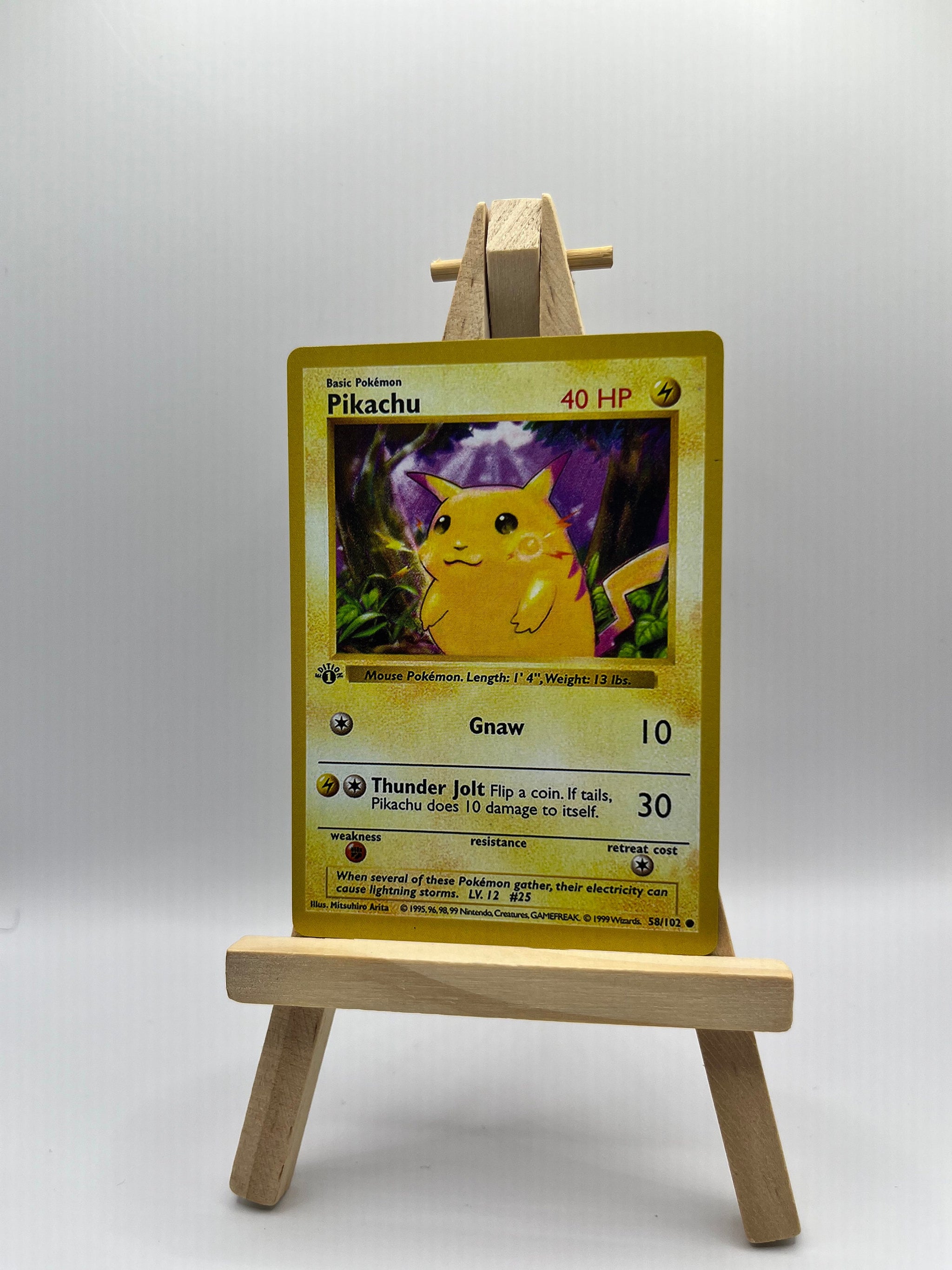Pikachu - Base Set (Shadowless) (BSS)